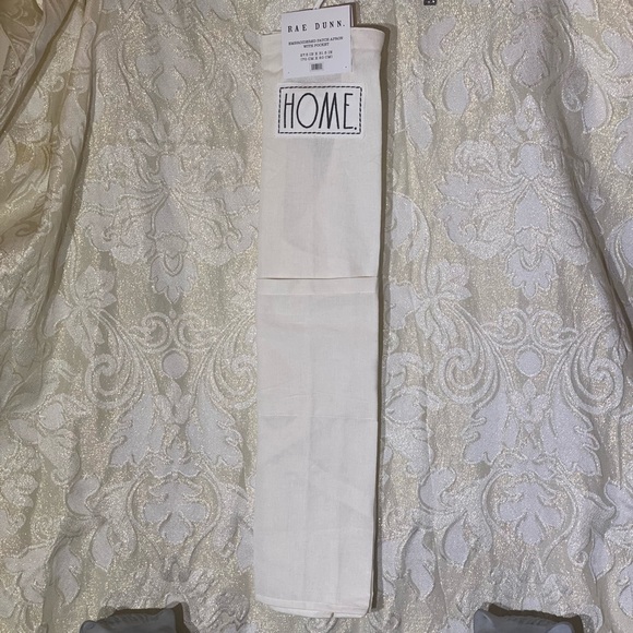 Rae Dunn | Kitchen | Rae Dunn Home Embroidered Patch Apron | Poshmark